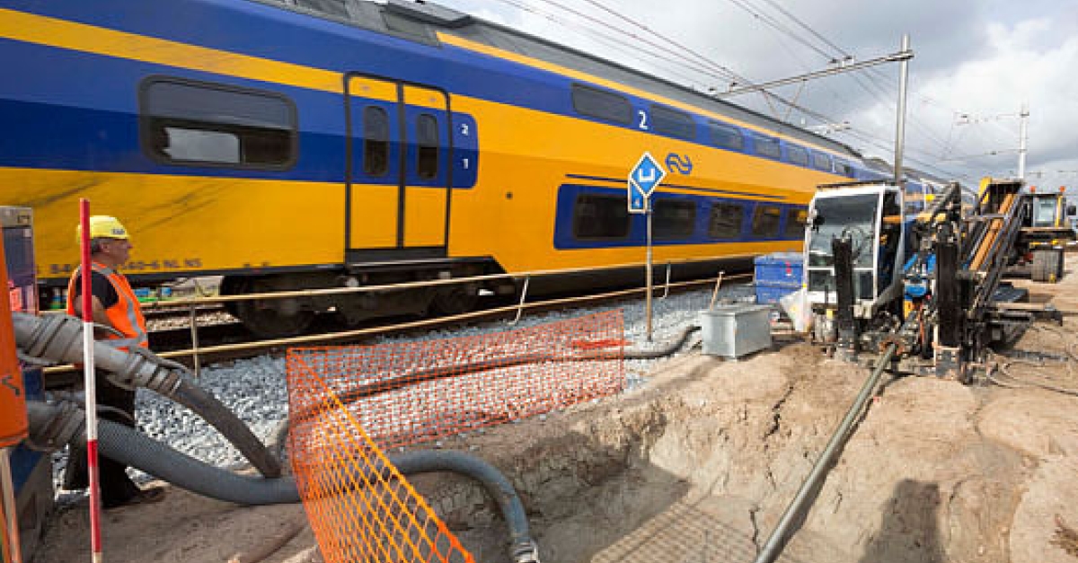 HDD between “live” rail and metro tracks – OV SAAL Schinkelbrug | Hanab ...